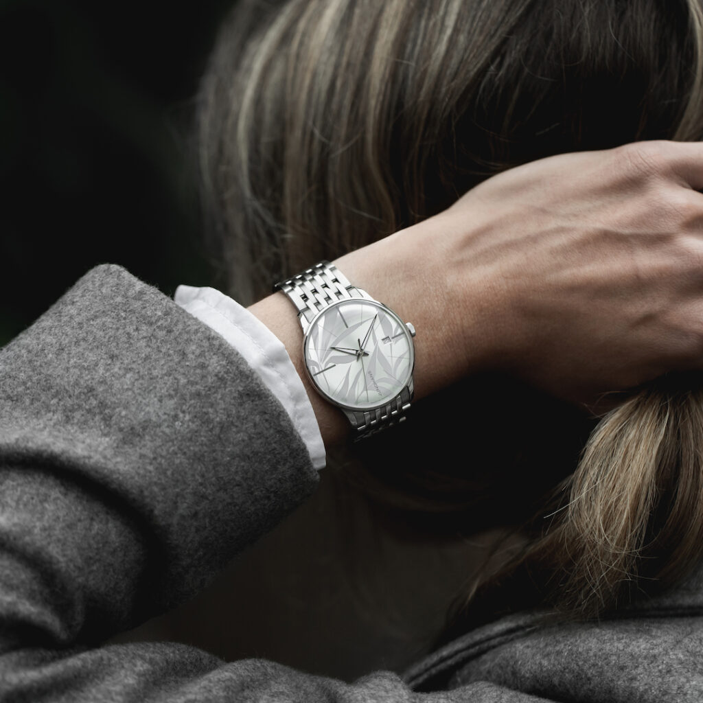 Erhard Junghans J 330 [Uhren-Wiki] – ZHERSS